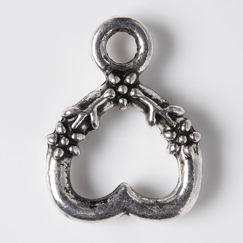 Pewter Charm – Hearts with flowers – Stef Francis